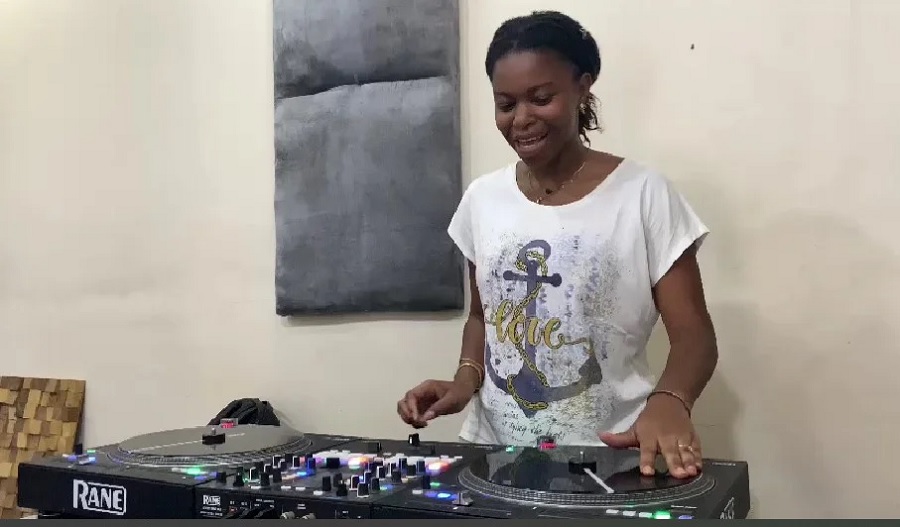 PIKINE: DJ KINITA OU L’ART DE LA RESILIENCE | SenePlus